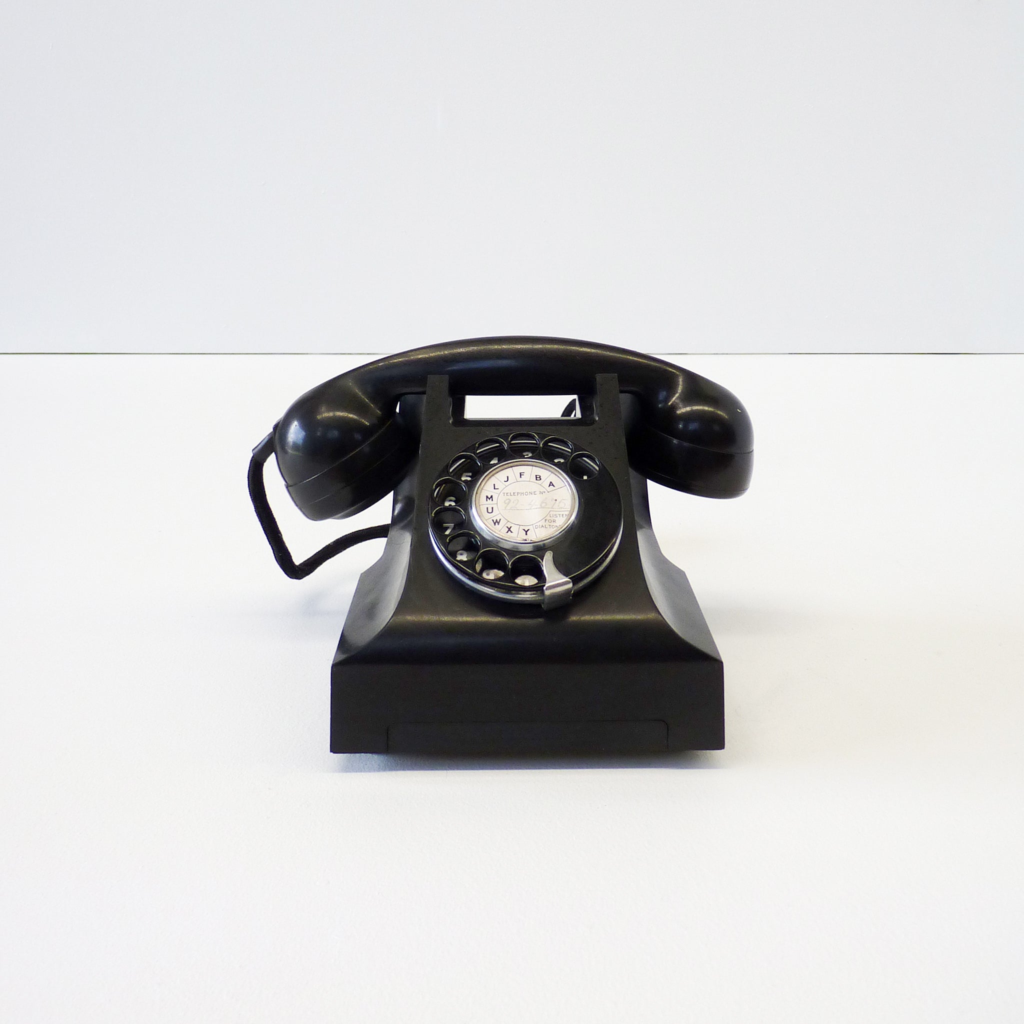 Phones – AXIS